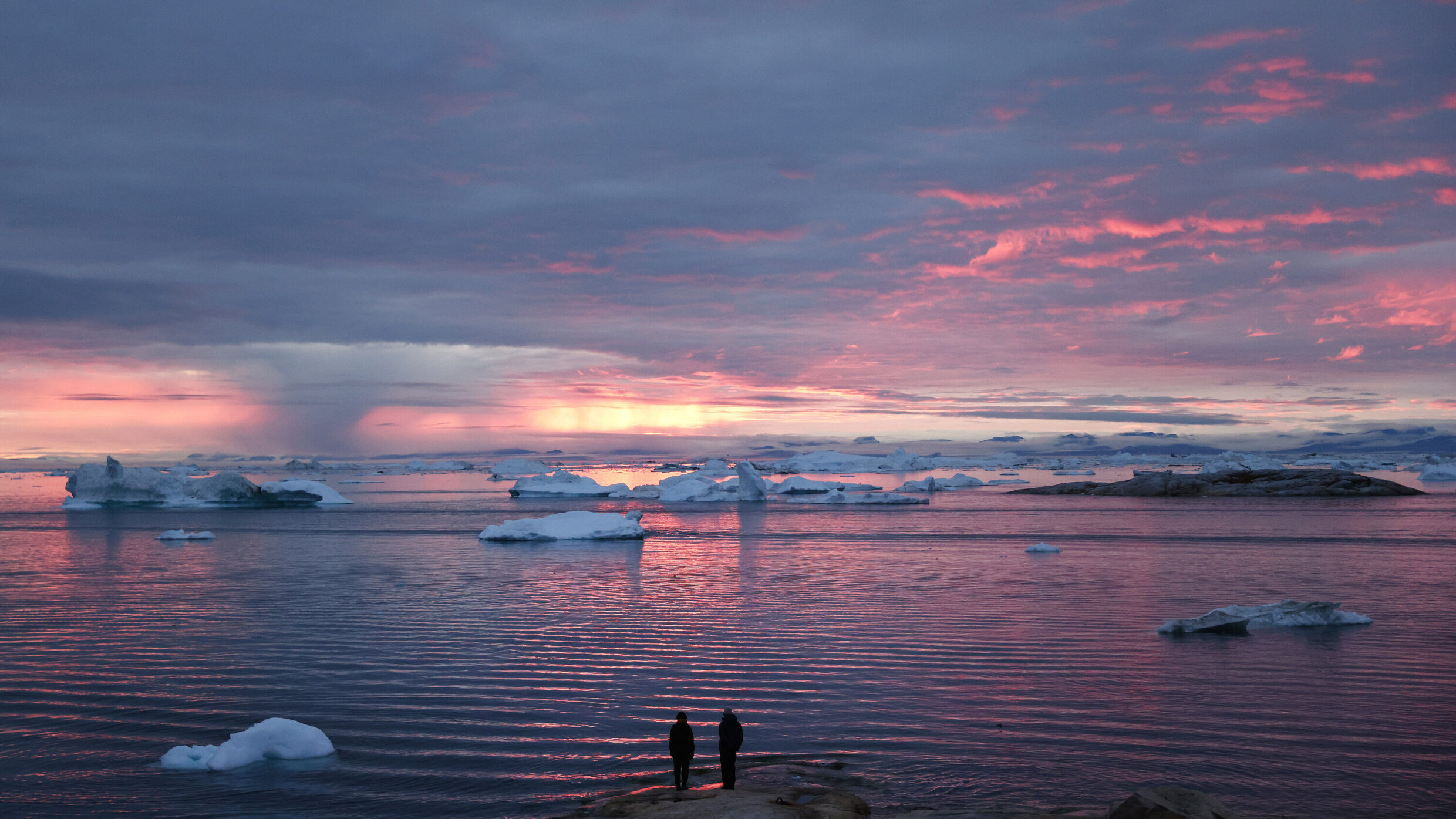 Tundra's Tipping Point: Global Warming's Unseen Changes in the Arctic