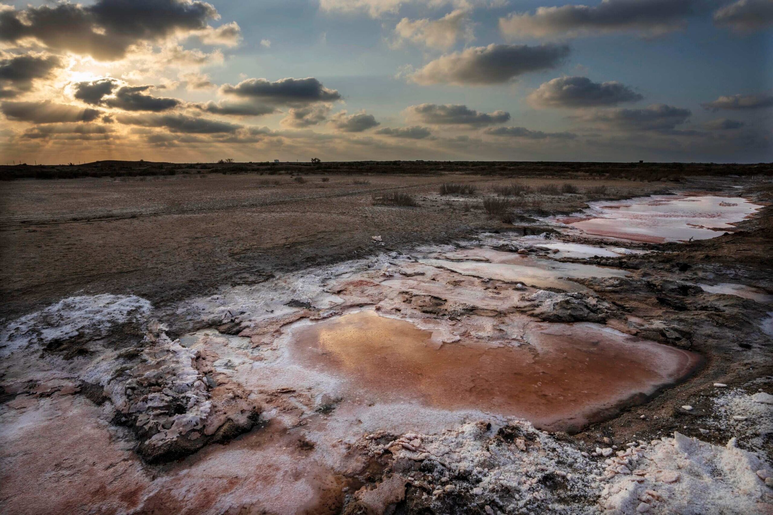 What Is Egypt’s Climate? Desert Heat and Nile Breezes Explained